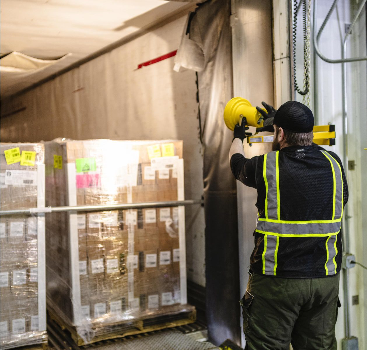 Temperature-Controlled Product Handling & Pallet Services